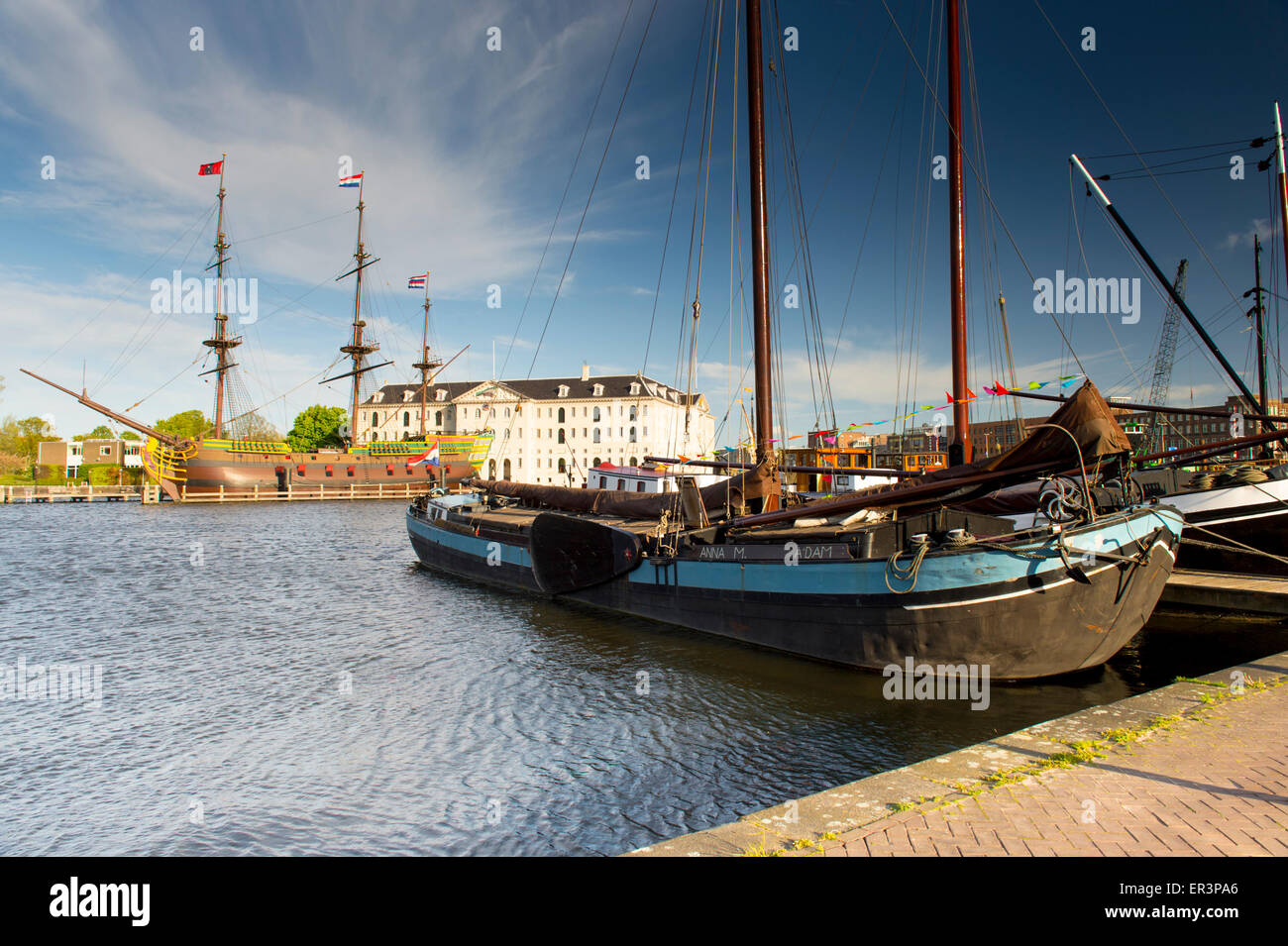 Scheepvaart hi-res stock photography and images - Alamy