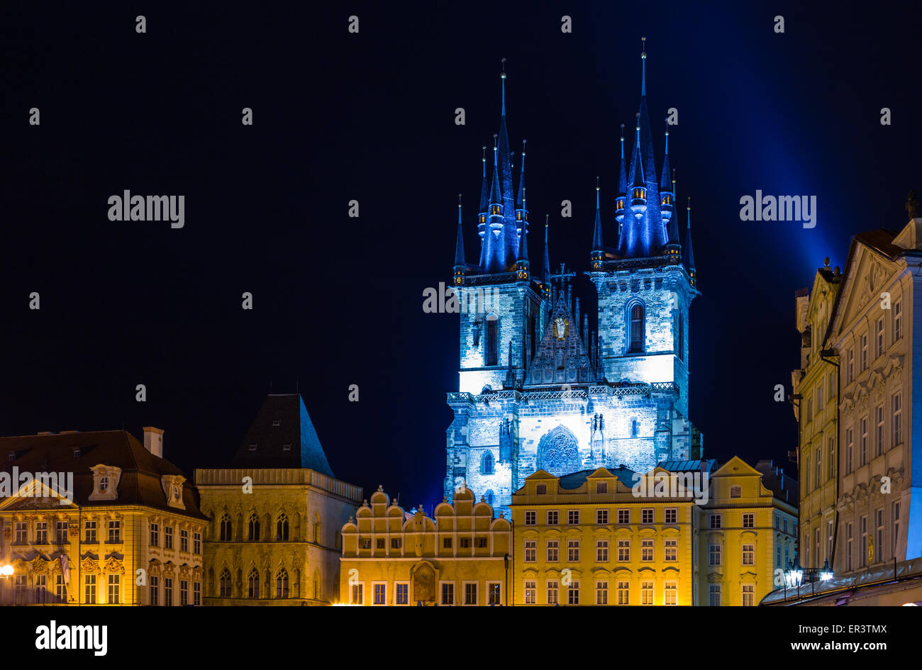 View tower spires gothic hi-res stock photography and images - Alamy