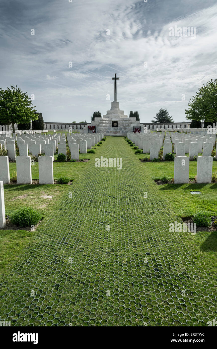 Tyne Cot Military Cemetery with Cross of Sacrifice Stock Photo - Alamy