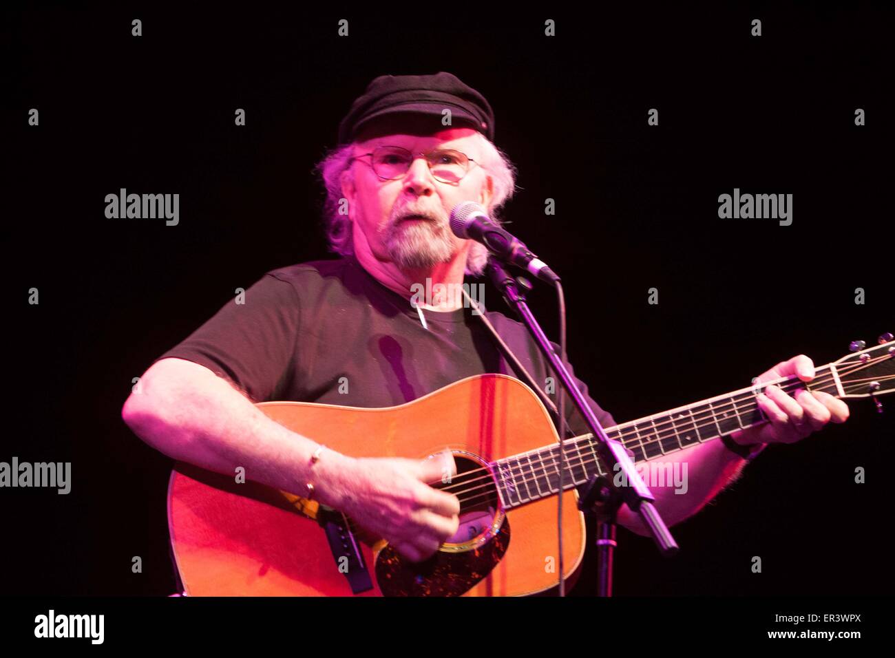 Tom paxton hi-res stock photography and images - Alamy