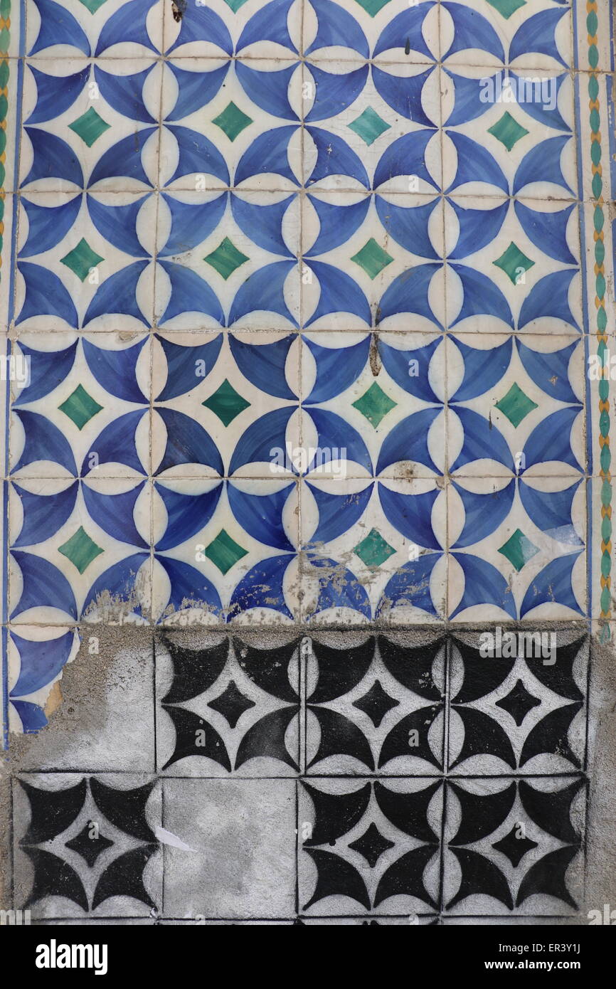 Street Art in Lisbon Stock Photo - Alamy