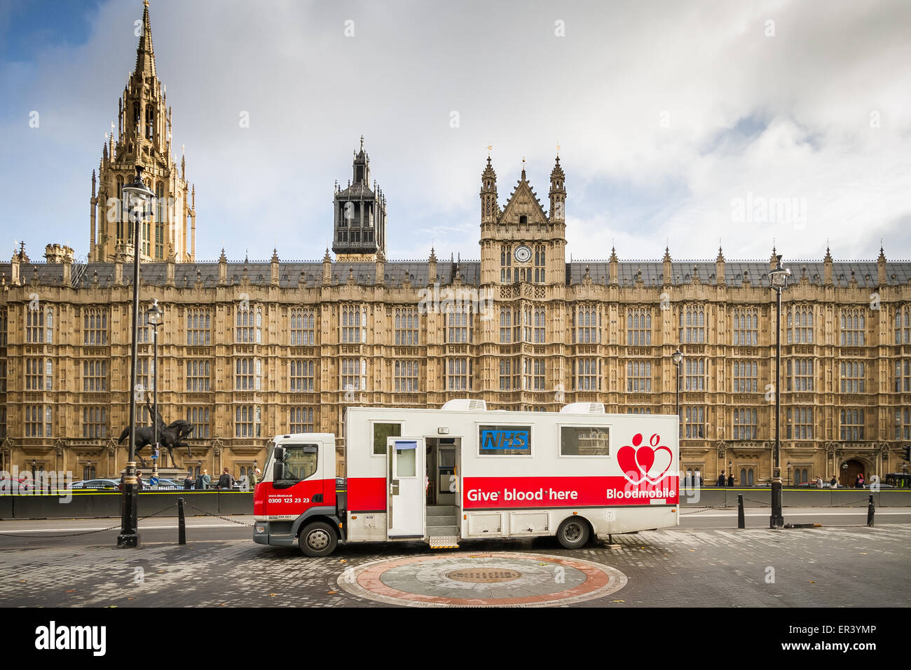 Blood bank vehicle hi-res stock photography and images - Alamy