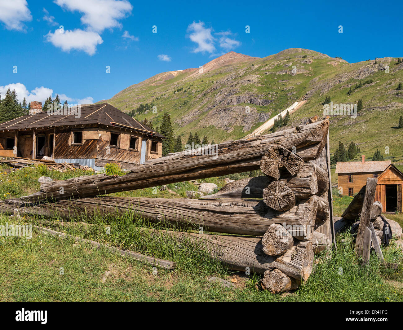Log building remains, Animas Forks, Alpine Loop, Colorado Stock Photo ...