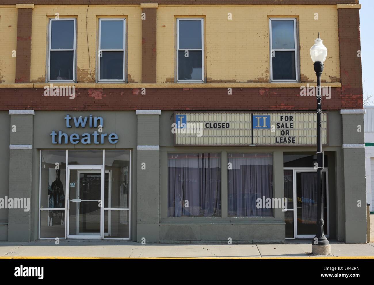 Theatre closed down hi-res stock photography and images - Alamy