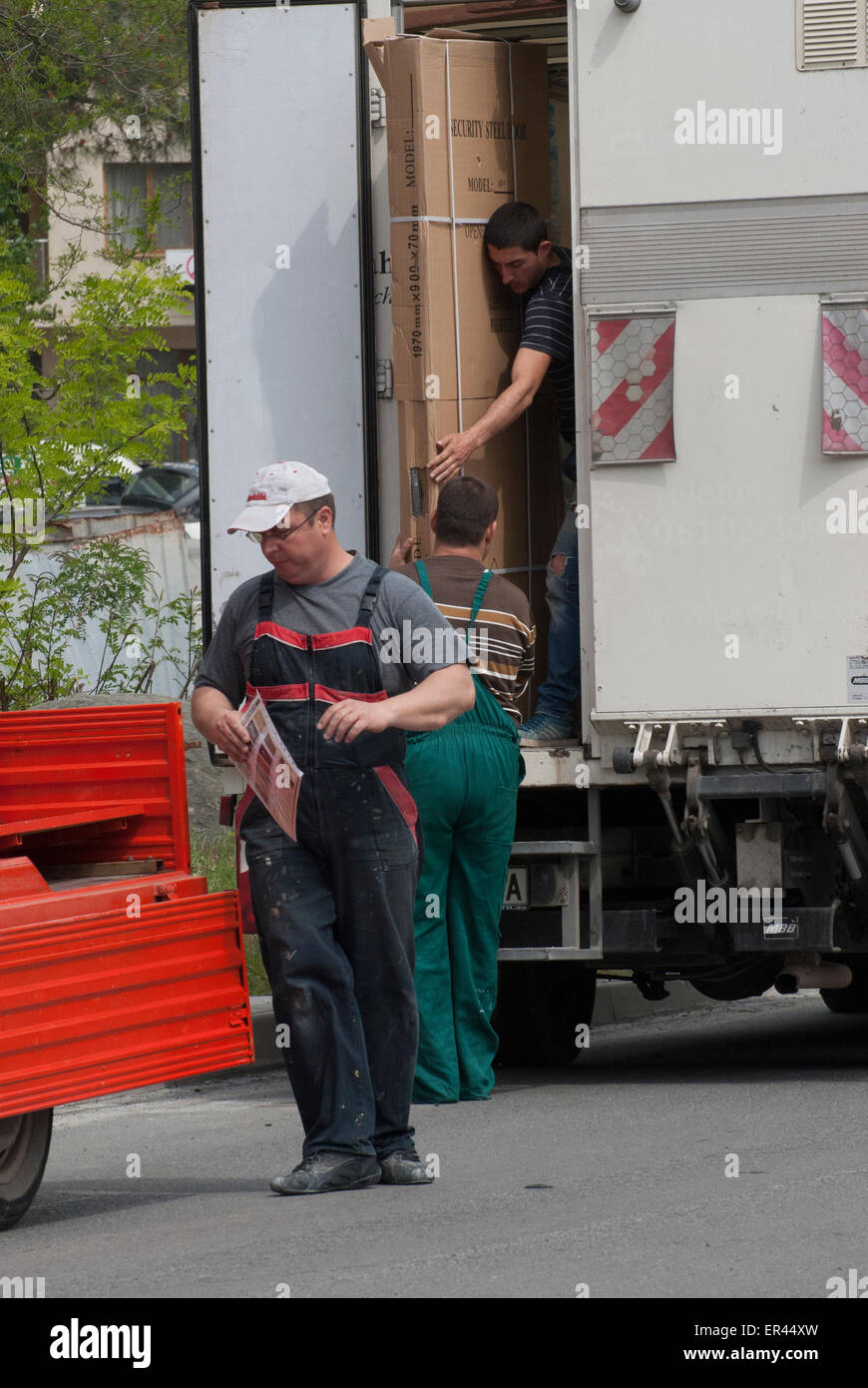 Shipment goods hi-res stock photography and images - Alamy