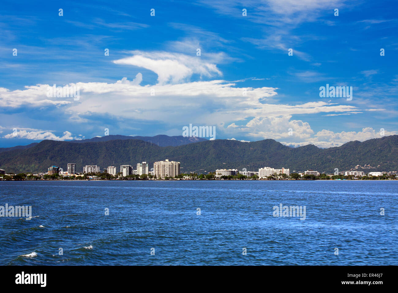 Cairns tourist hi-res stock photography and images - Alamy