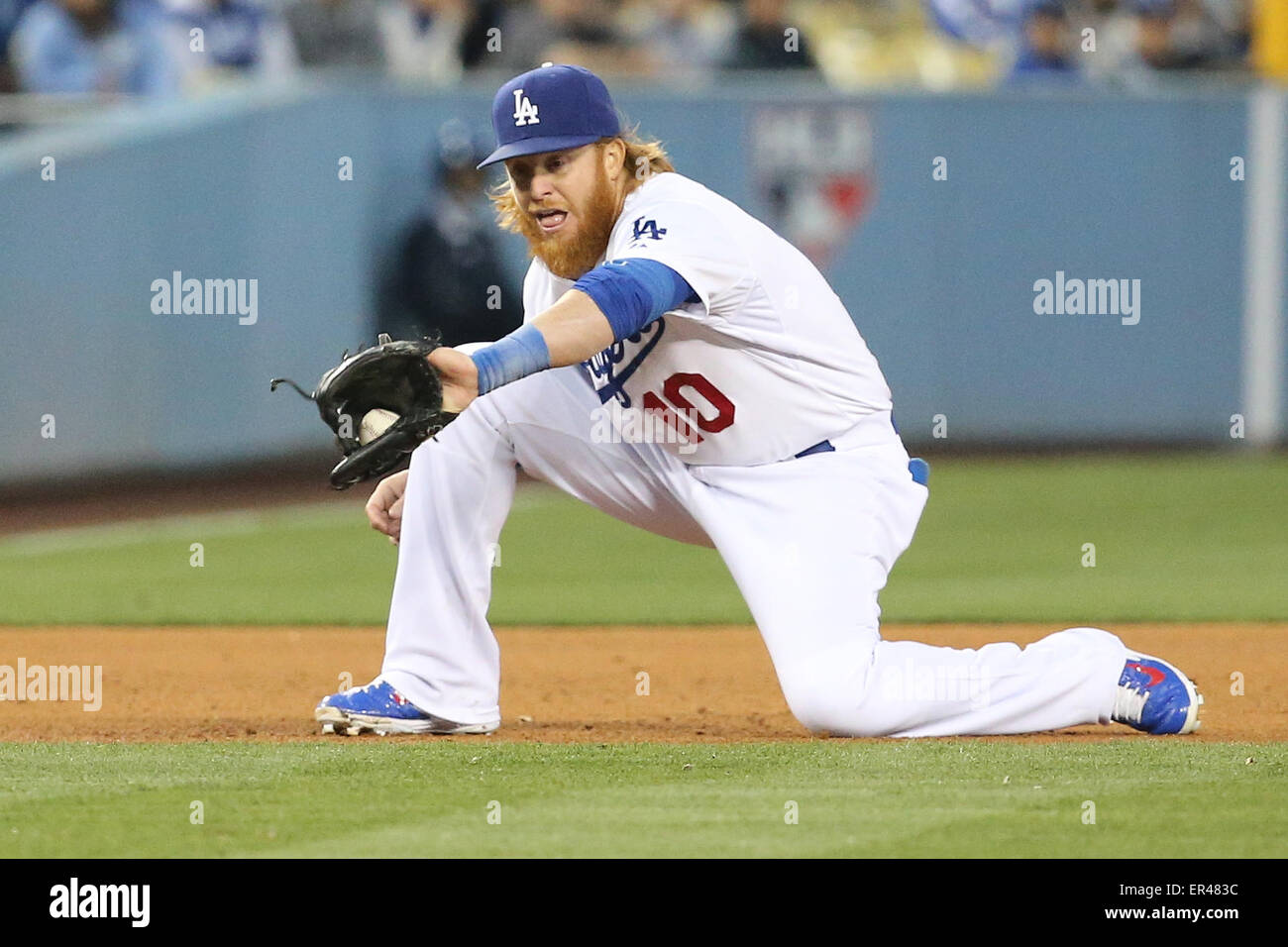 Los Angeles, CA, USA. 26th May, 2015. Los Angeles Dodgers third baseman Justin Turner #10 ...