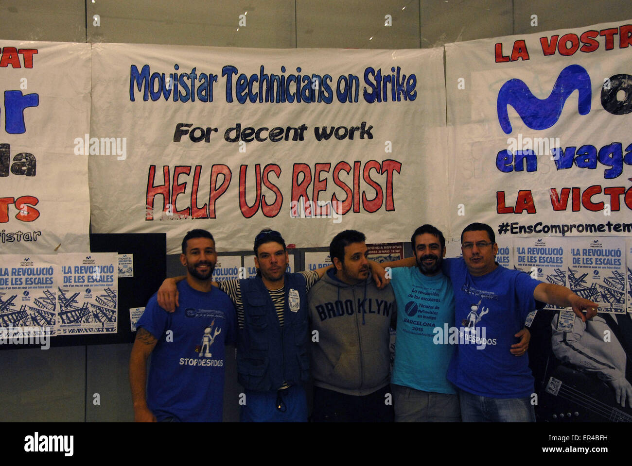 Barcelona, Spain. 27th May, 2015. Day 51 and workers from movistar ...