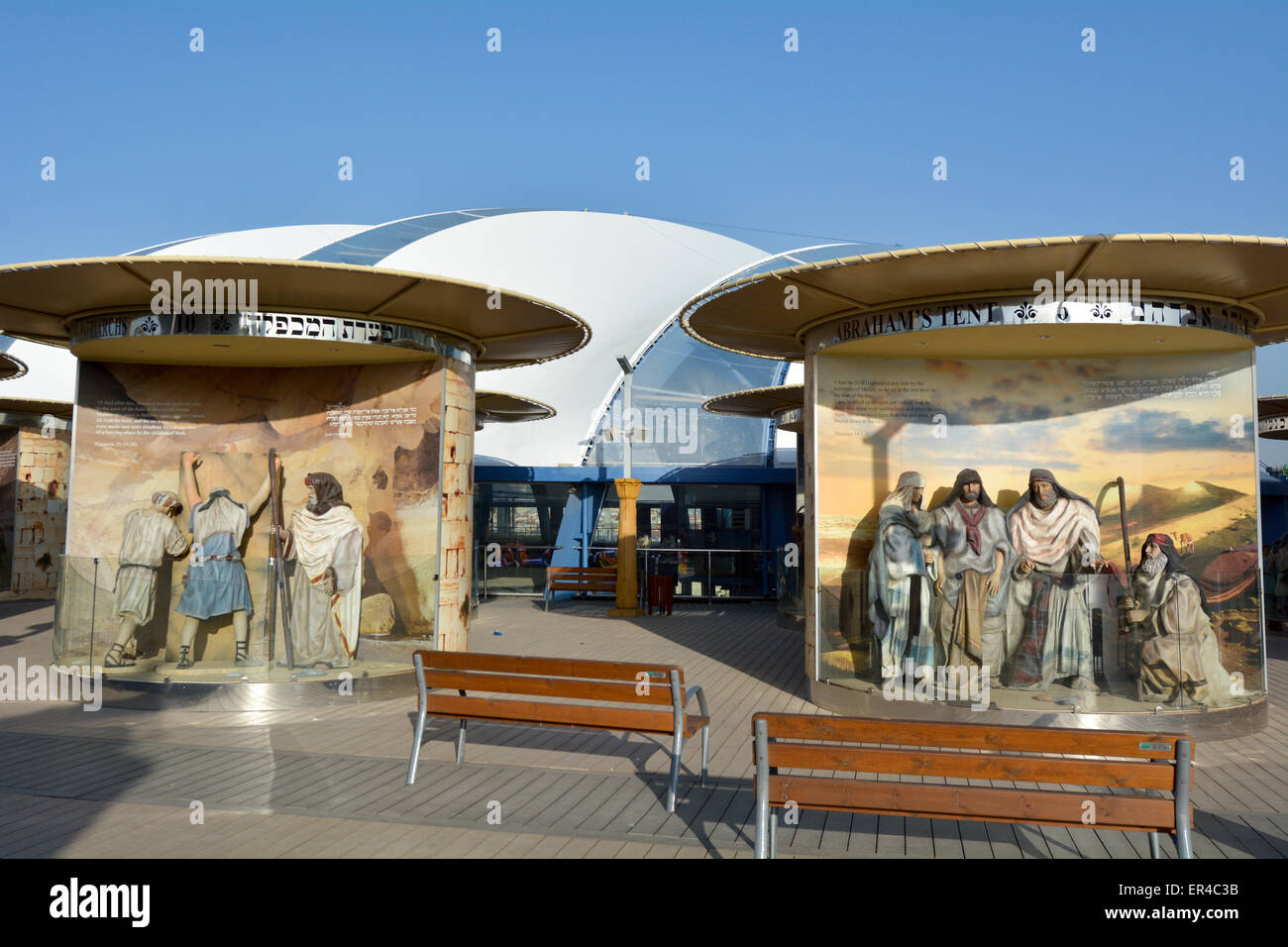 Life Size Dioramas High Resolution Stock Photography and Images - Alamy