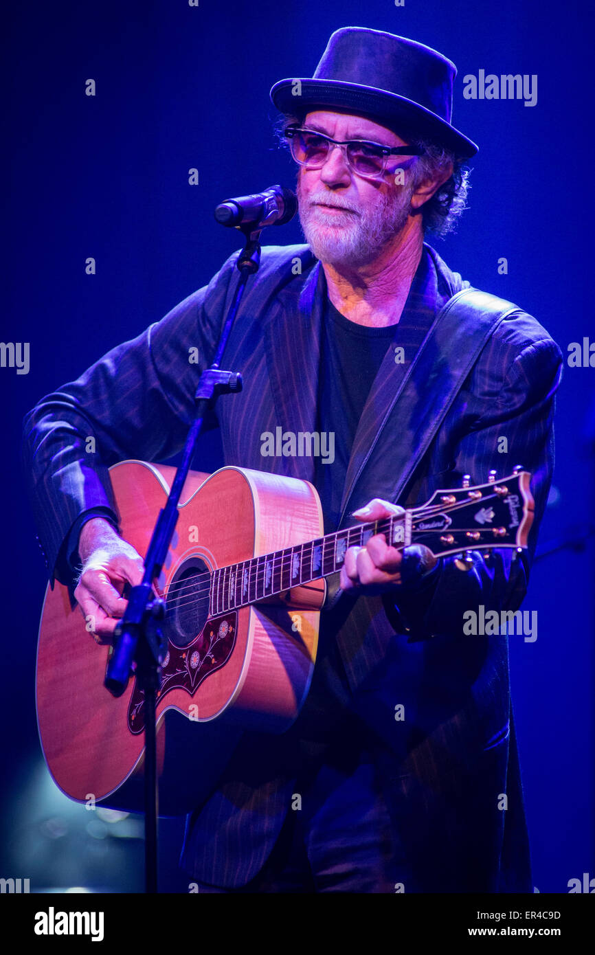 Varese Italy. 26 May 2015. The Italian singer/songwriter FRANCESCO DE ...