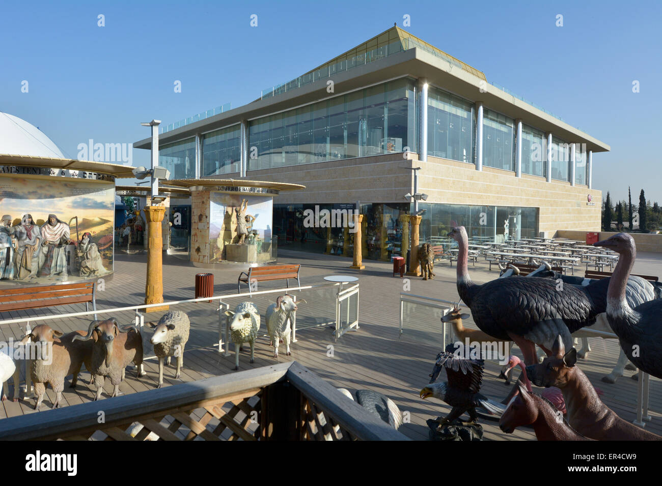 Life Size Dioramas High Resolution Stock Photography and Images - Alamy