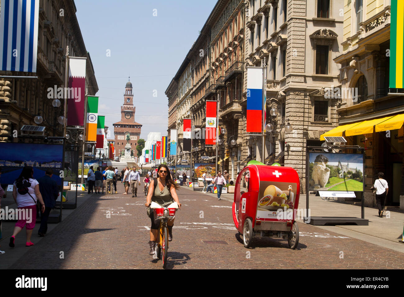 Via dante hi-res stock photography and images - Alamy