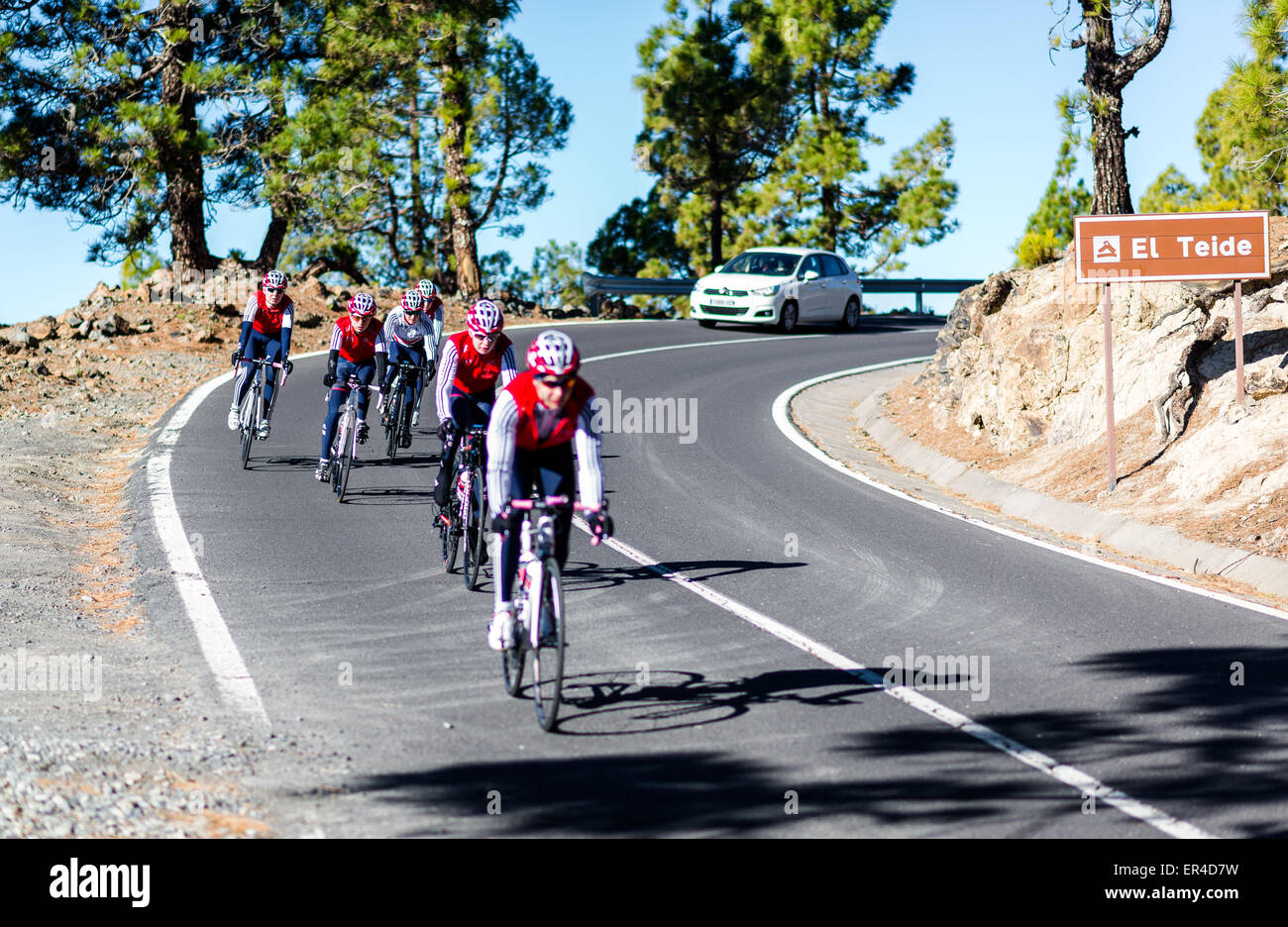 Group of cyclists descending from the Mount Teide Stock Photo - Alamy