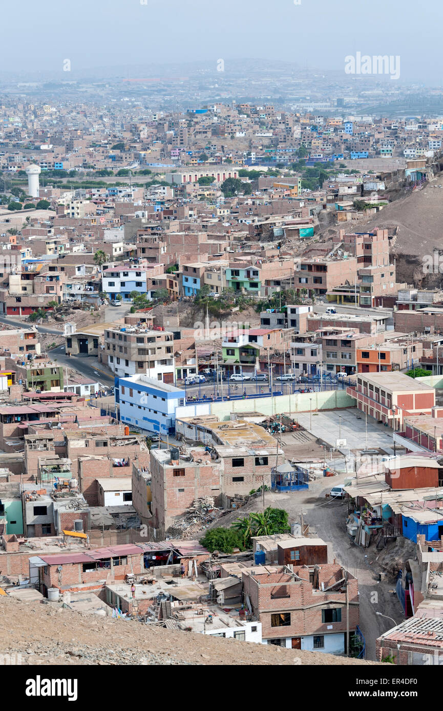 Lima cityscape hi-res stock photography and images - Alamy