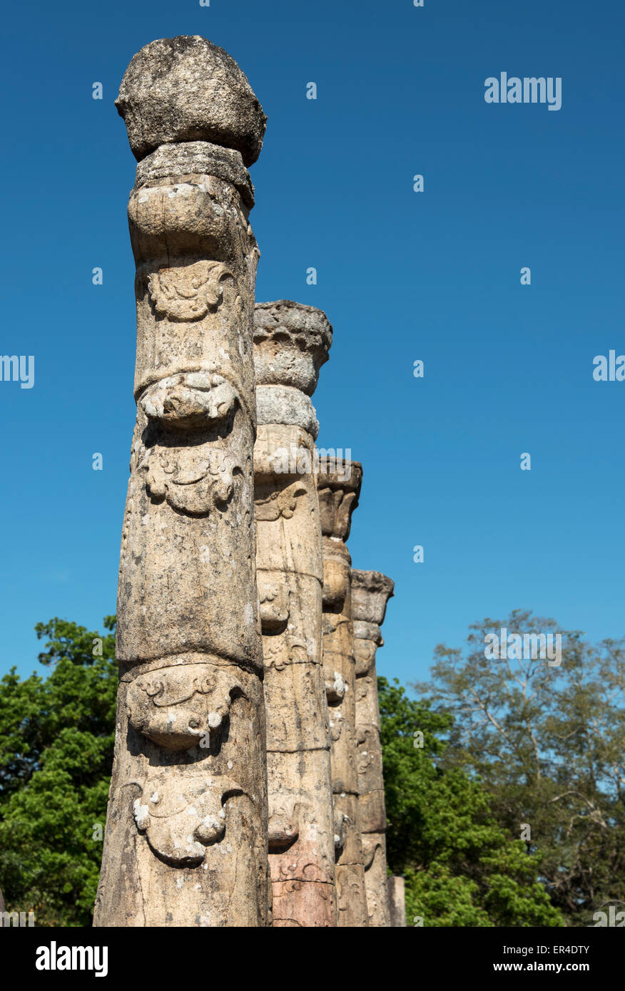 Columns of Nissanka Latha Mandapaya, Sacred Quadrangle, Polonnaruwa ...