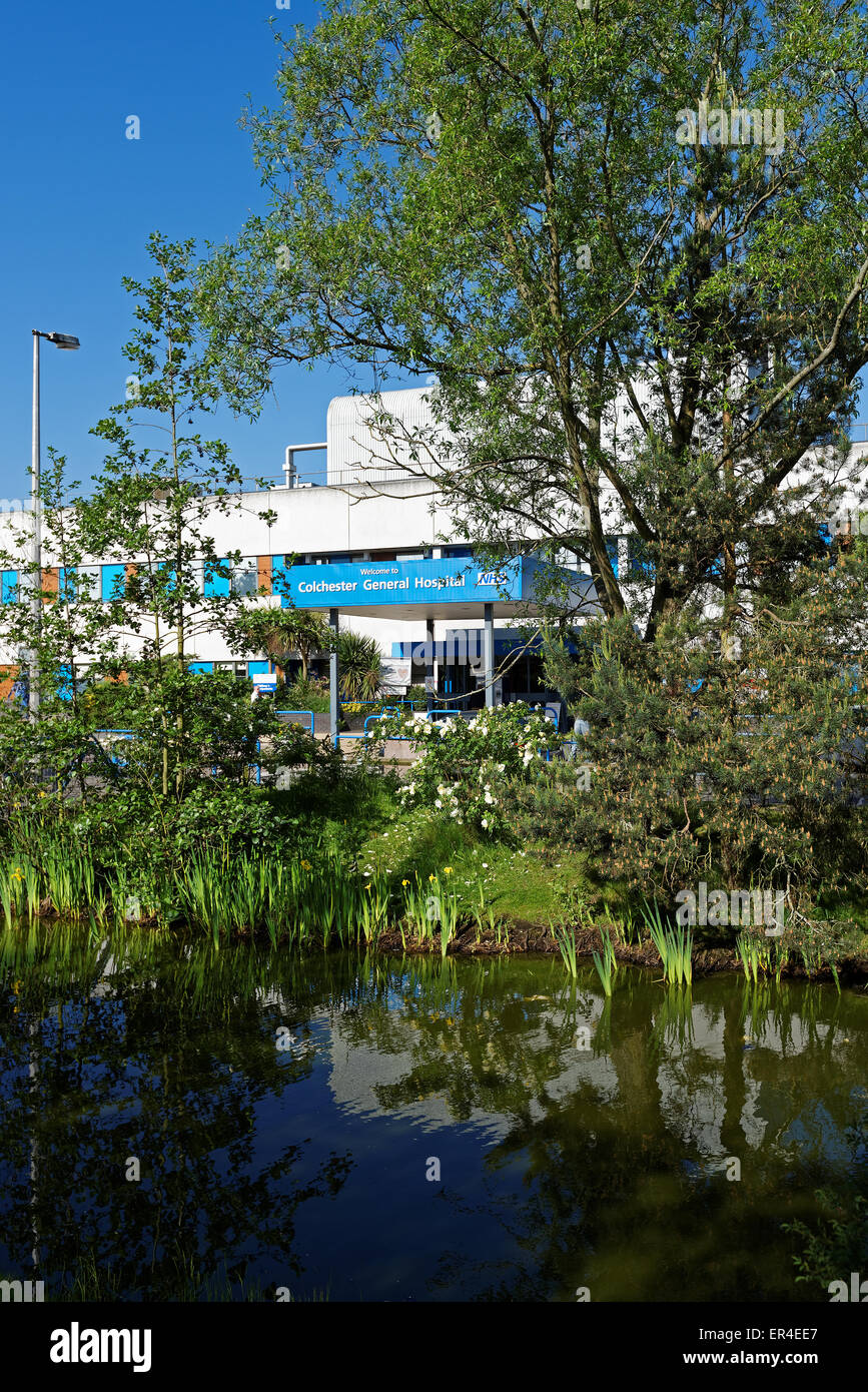 Street nhs health road clinic hi-res stock photography and images - Alamy