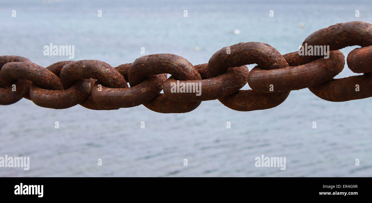 The weak link Stock Photo - Alamy
