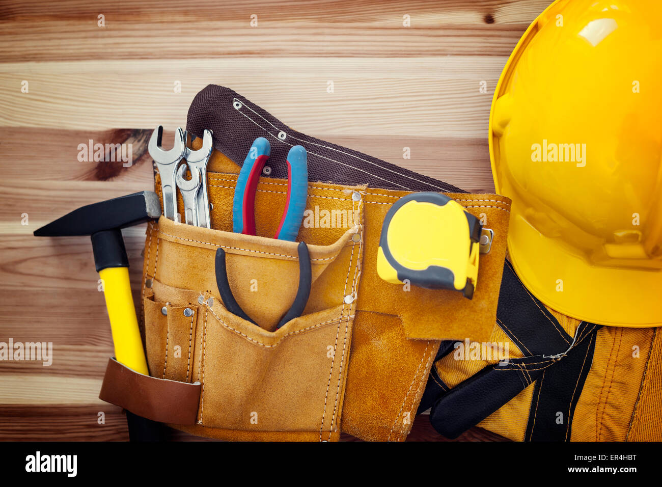 Builders tools hi-res stock photography and images - Alamy