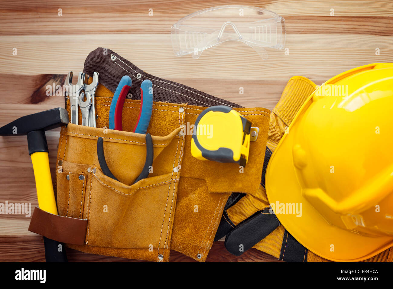 Builders tools hi-res stock photography and images - Alamy