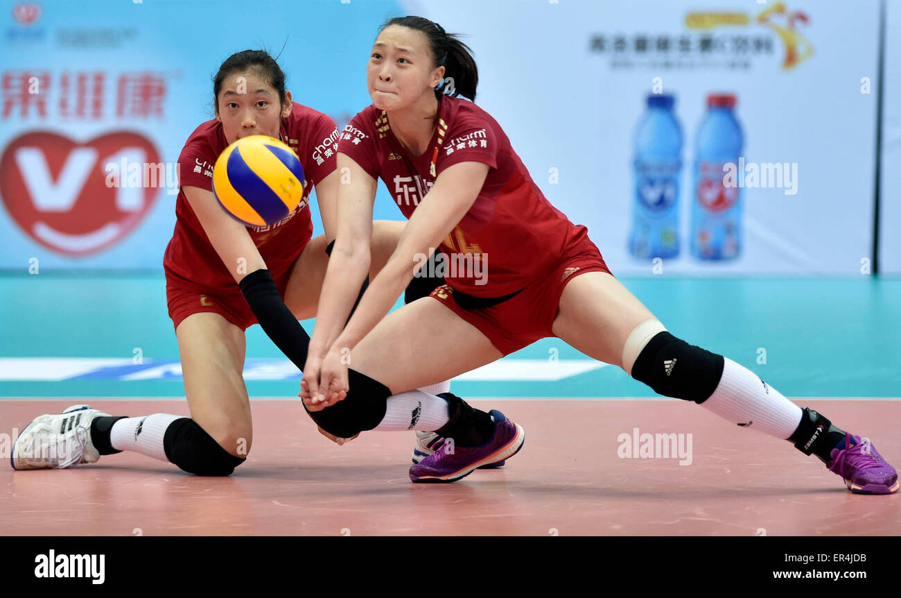 Tianjin, China. 27th May, 2015. Hui Ruoqi (R) and Zhu Ting of China ...