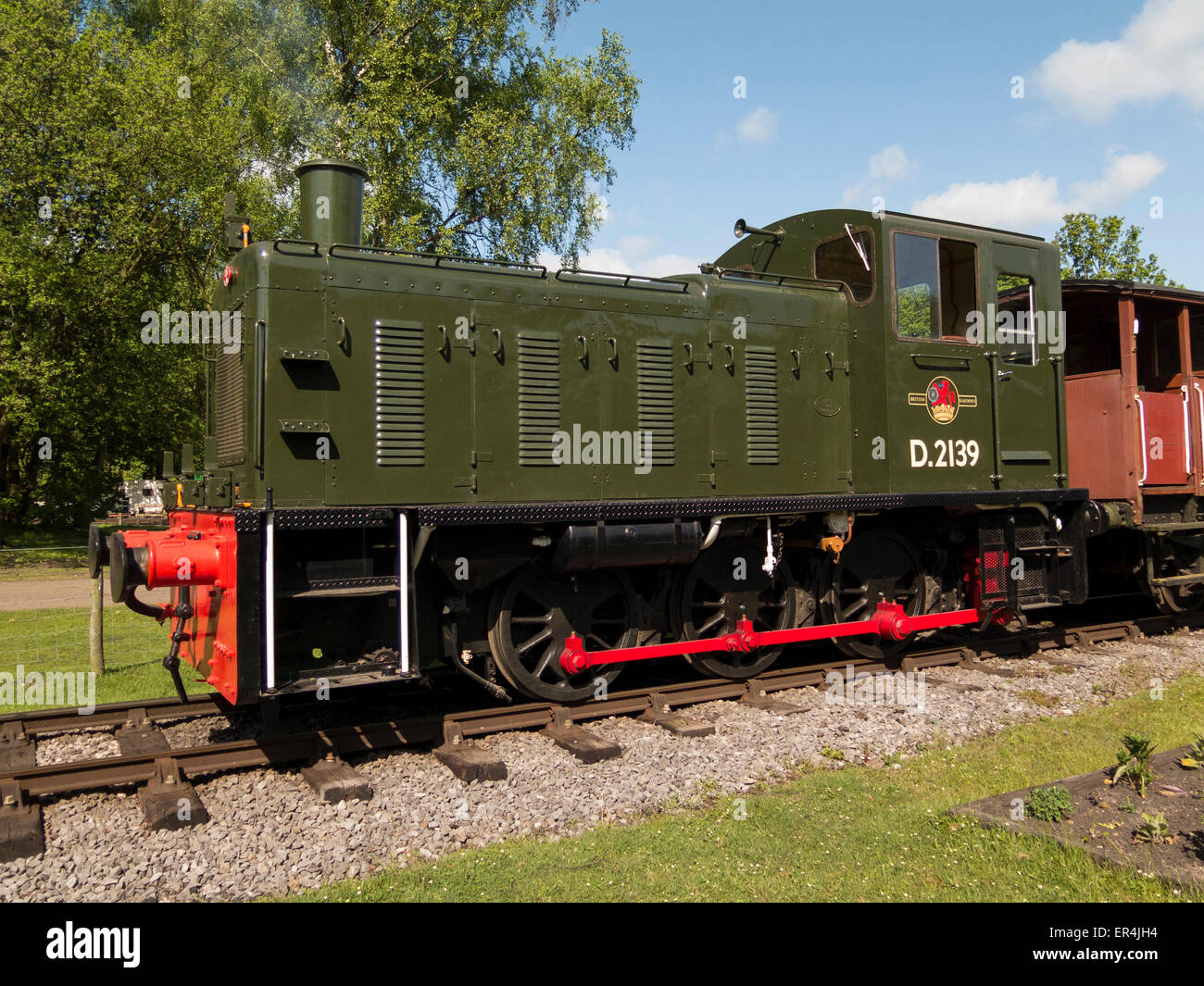 A vintage diesel shunter train at The Heritage Shunters Trust, Rowsley ...