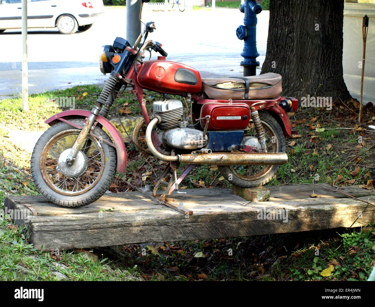 The old rusty motorcycles on a street Stock Photo - Alamy