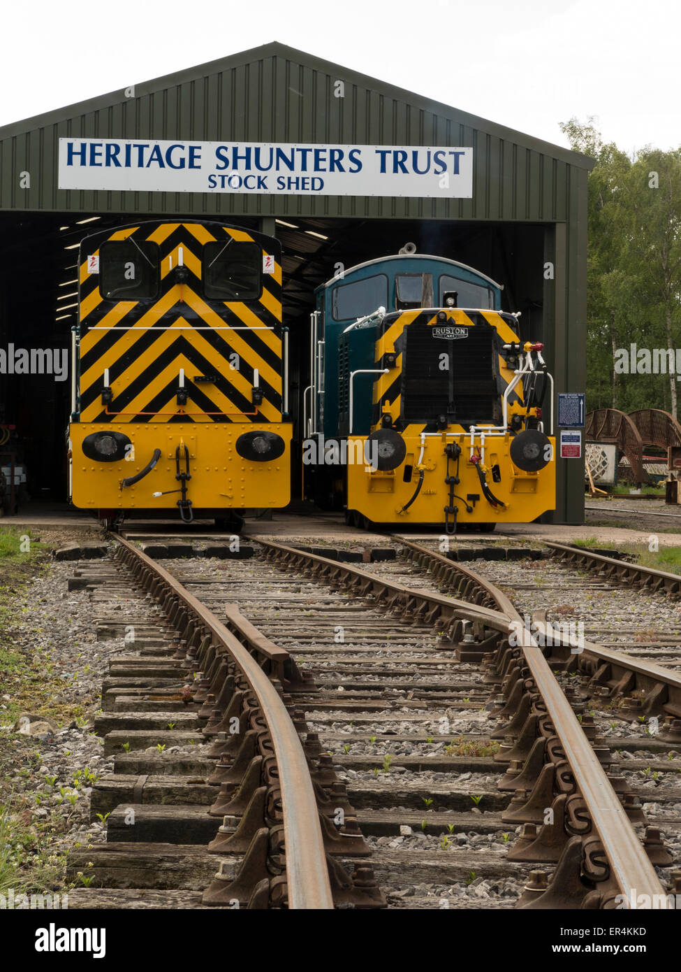 A vintage diesel shunter train at The Heritage Shunters Trust, Rowsley ...