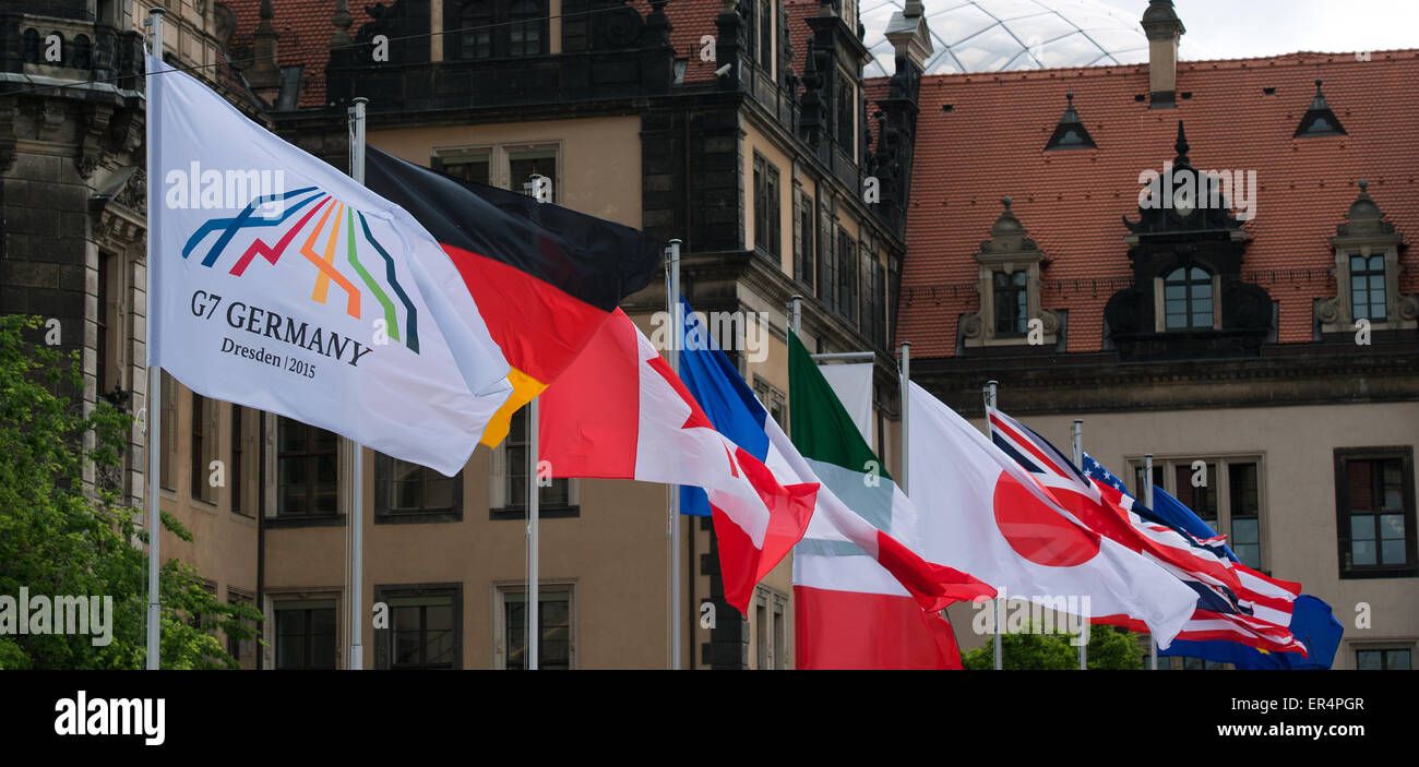 Dresden, Germany. 27th May, 2015. A G7 flag (l-r), the flags of the G7 ...