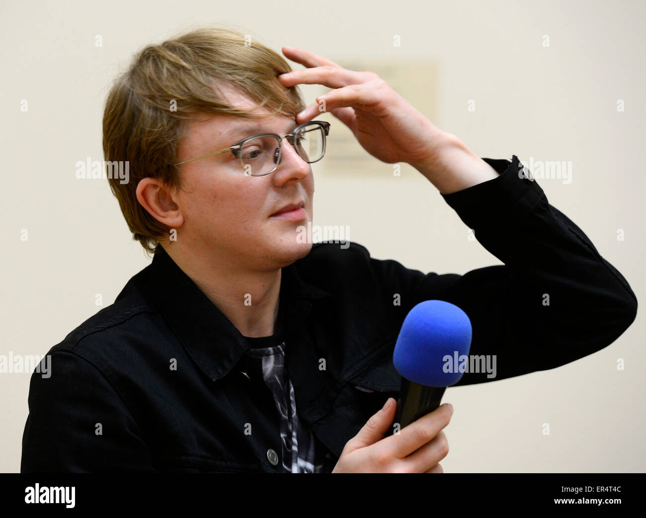 Roger hiorns hi-res stock photography and images - Alamy