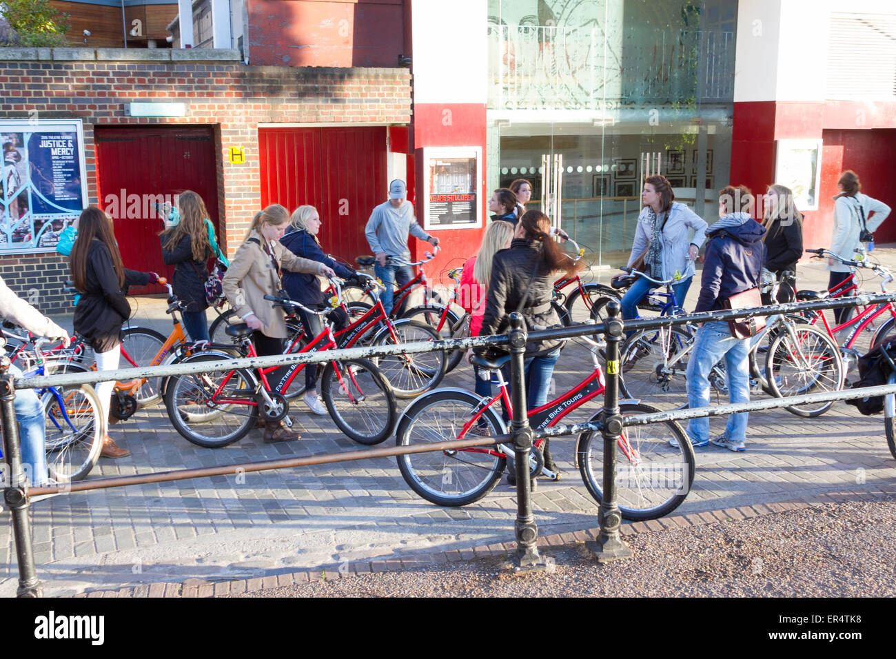 Cycle Tours around the capital of London Stock Photo - Alamy