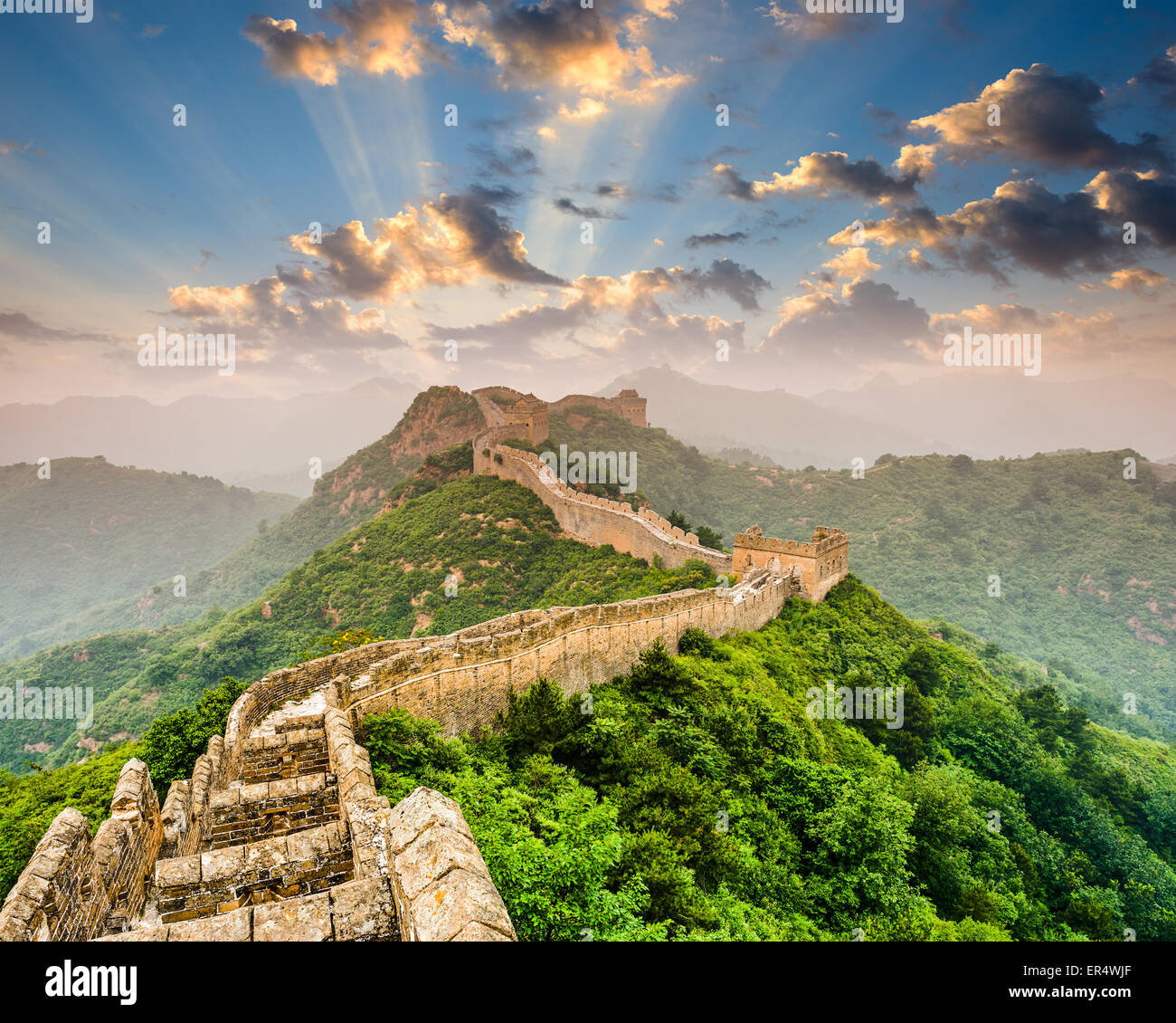 Great wall of china sunset hi-res stock photography and images - Alamy
