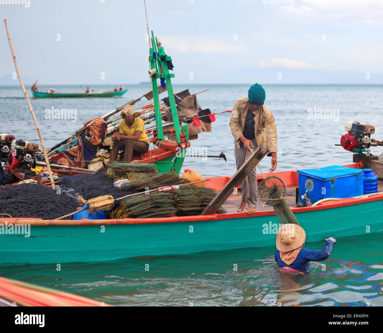 Traditional asian fishing Stock Photo - Alamy