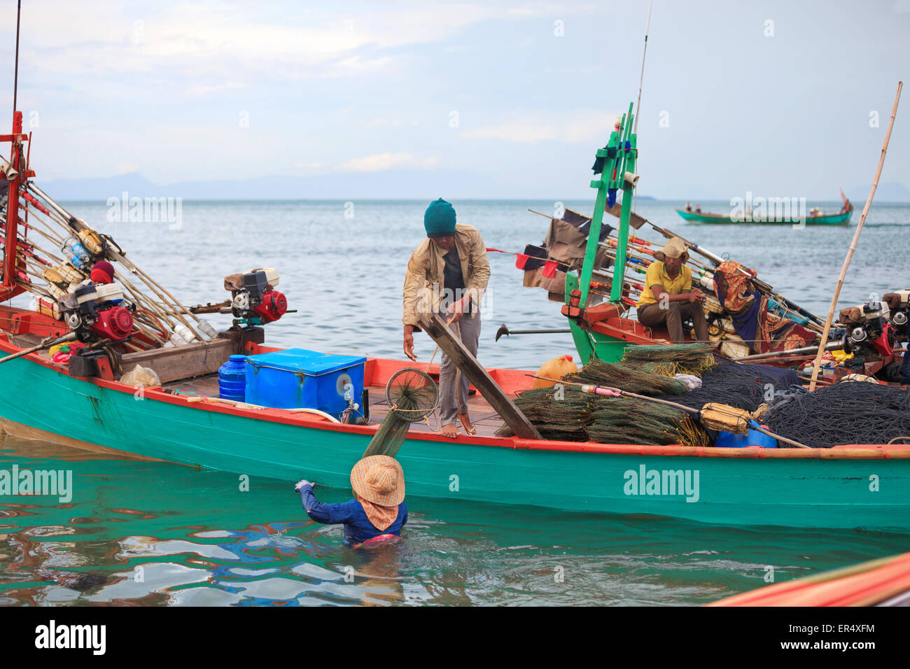 Traditional asian fishing Stock Photo - Alamy