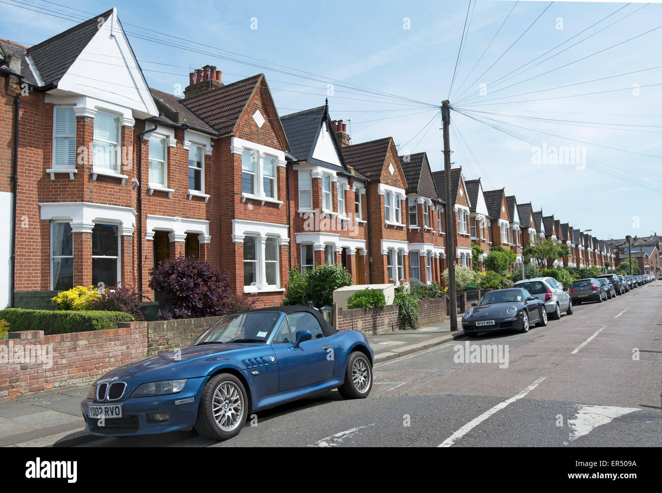 Edwardian style houses hi-res stock photography and images - Alamy