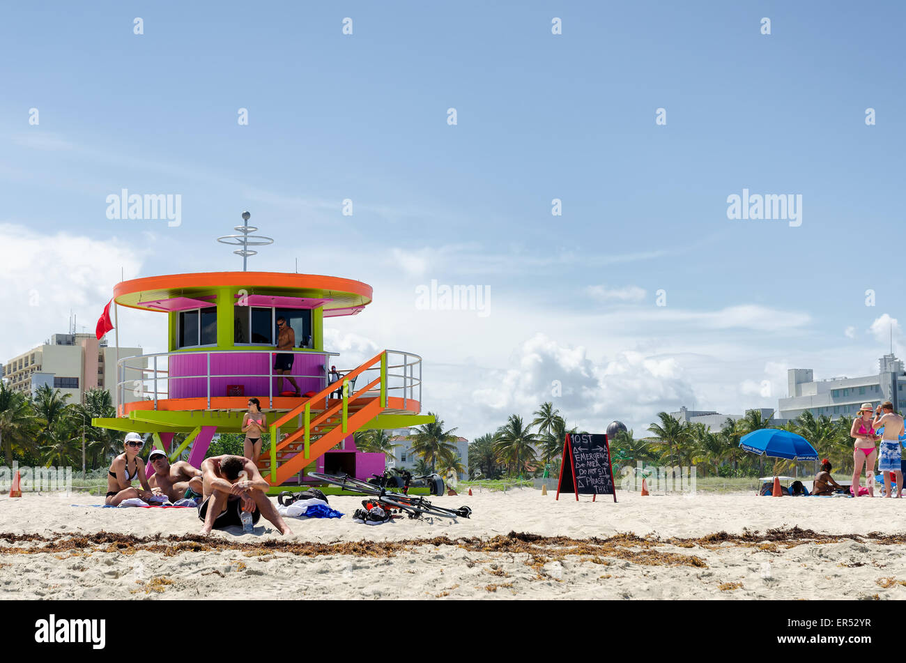 Relaxing at a beach hi-res stock photography and images - Alamy