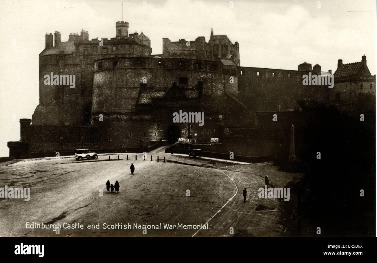 The Castle & Scottish National War Memorial, Edinburgh Stock Photo - Alamy