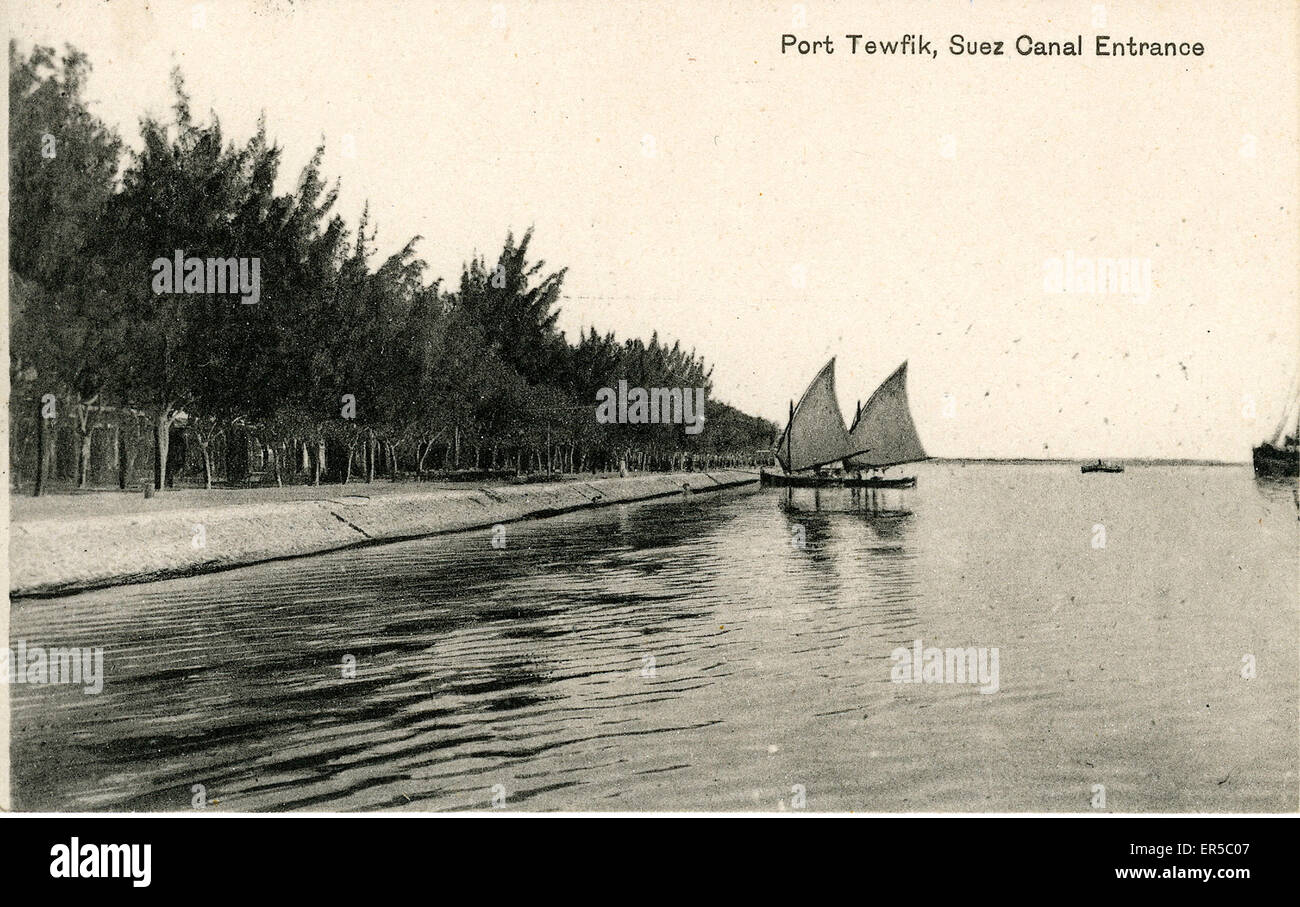 Suez canal entrance hi-res stock photography and images - Alamy