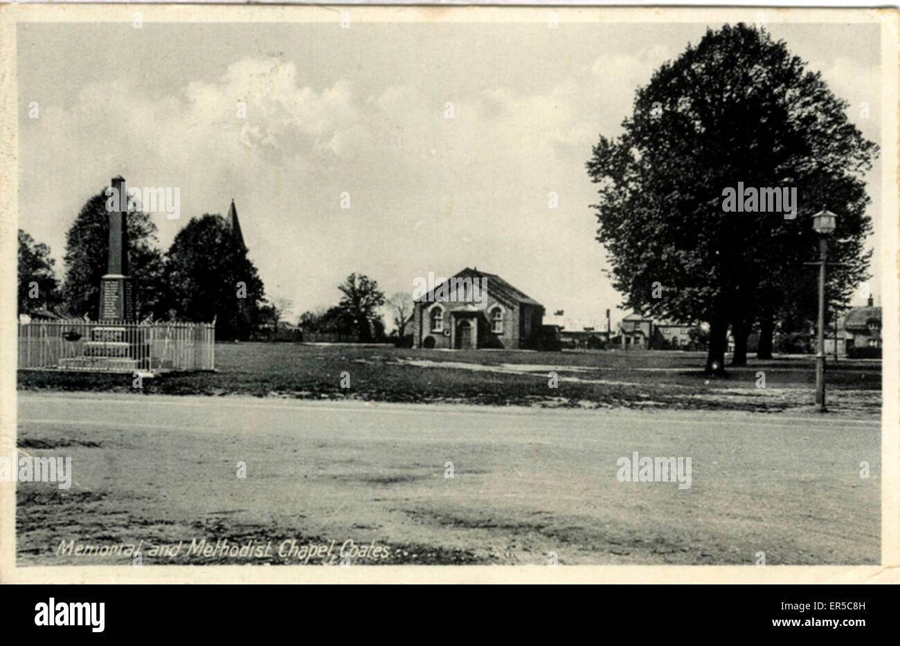 Memorial & Methodist Chapel, Coates, Cambridgeshire Stock Photo - Alamy