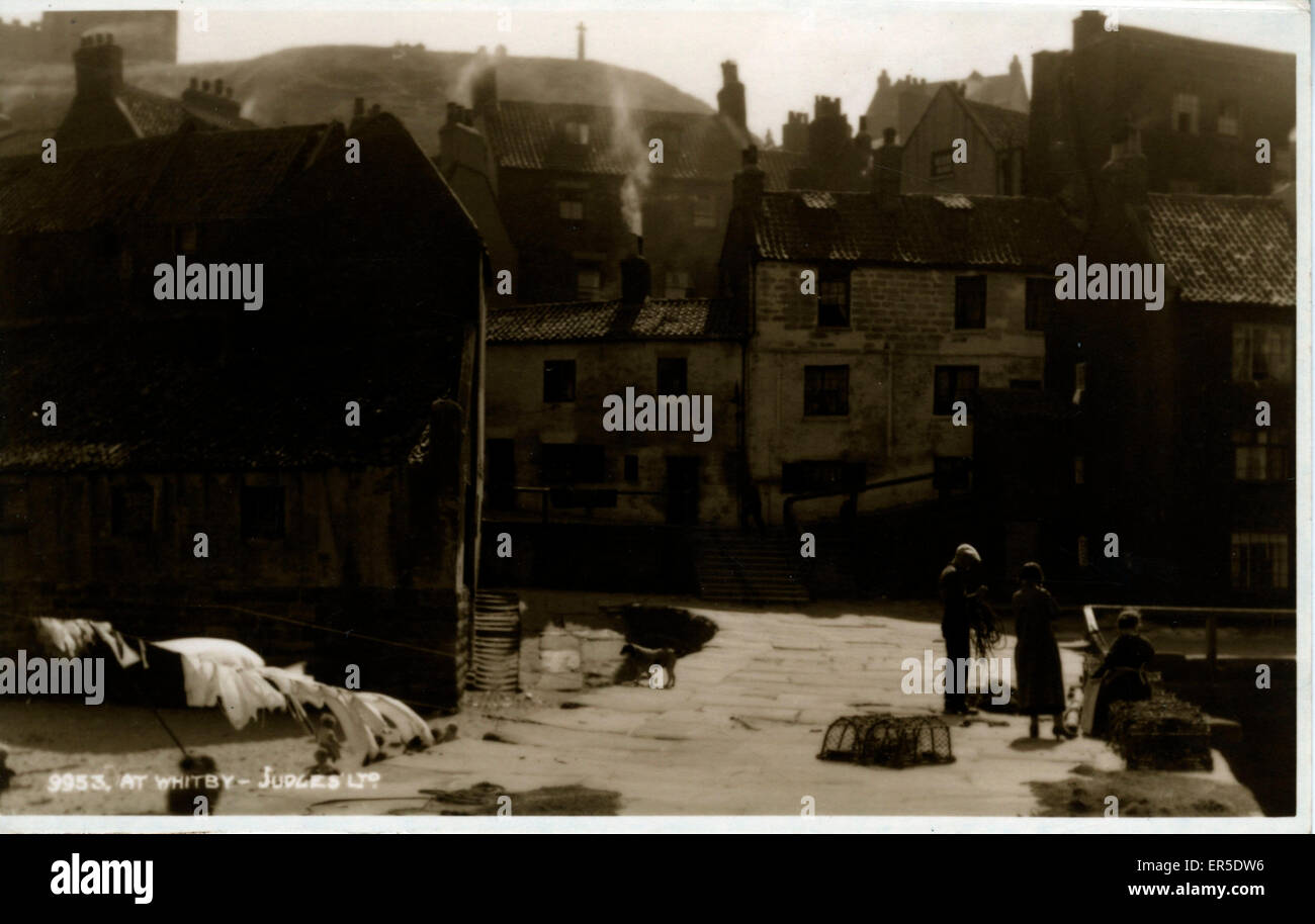 Sea-front Cottages, Whitby, Yorkshire Stock Photo - Alamy
