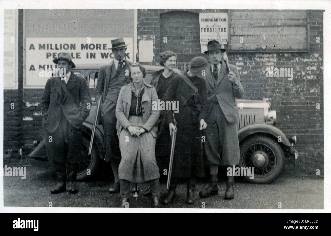 1920s shooting hi-res stock photography and images - Alamy