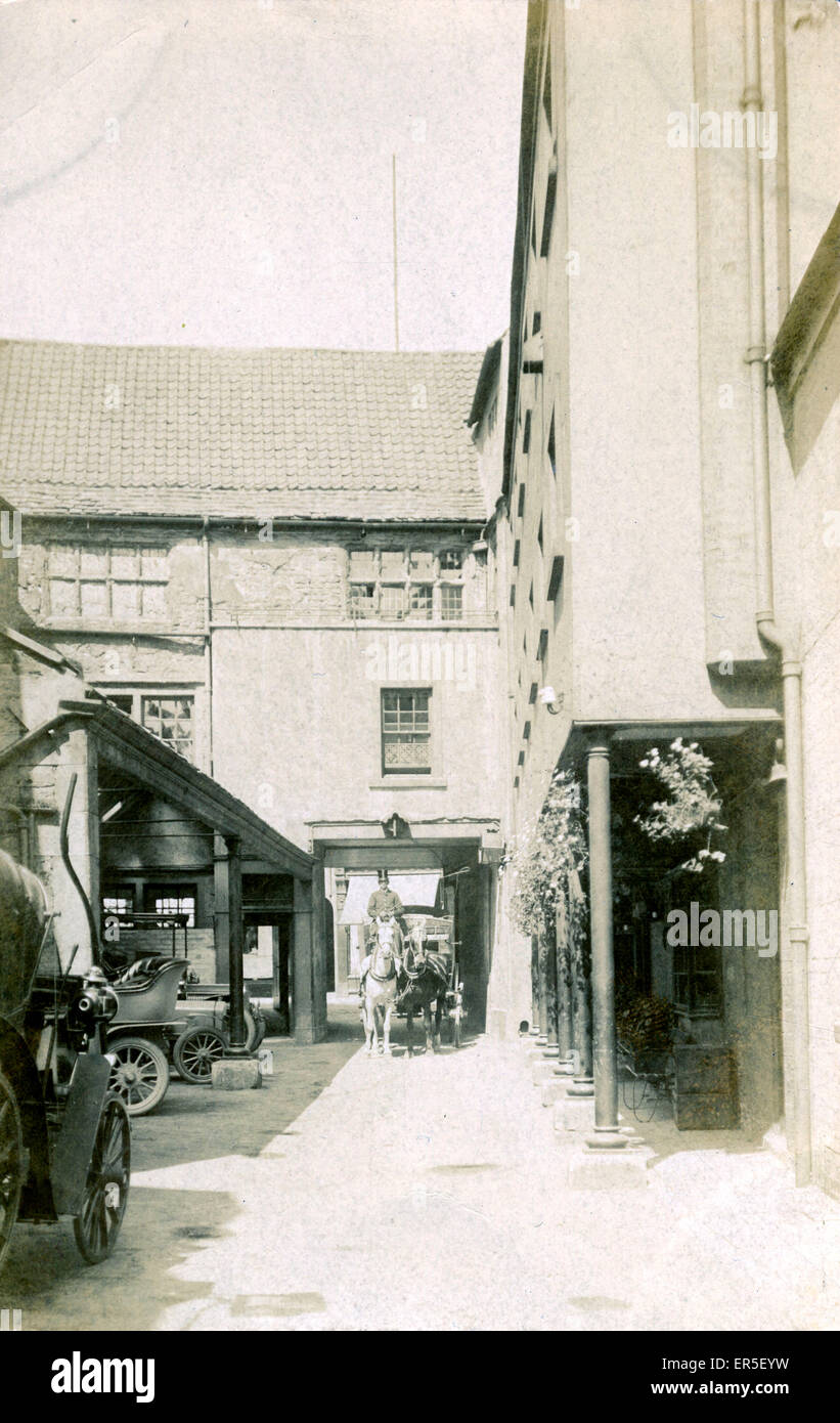 Coaching Inn Yard, Mansfield, Nottinghamshire Stock Photo - Alamy