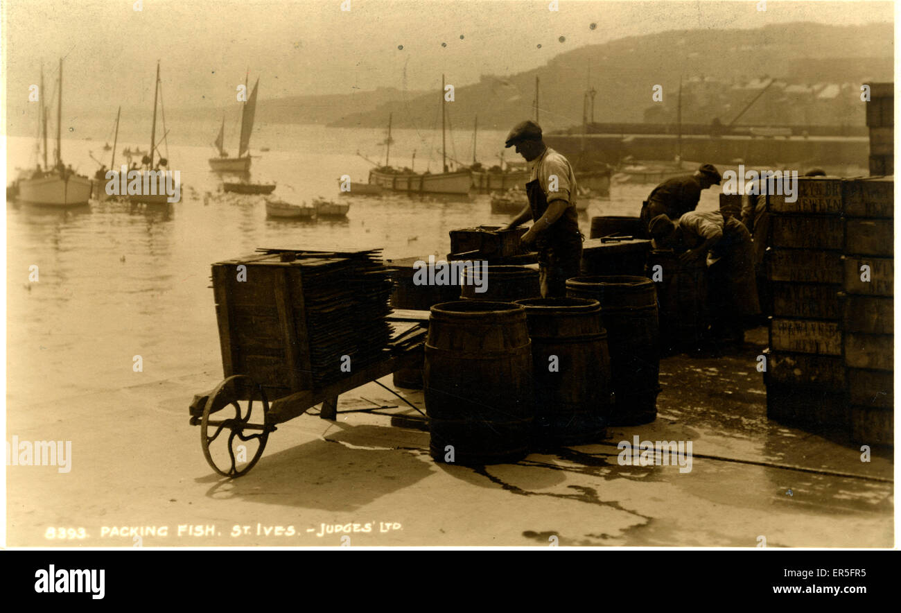 St ives harbour cornwall 1920s hi-res stock photography and images - Alamy