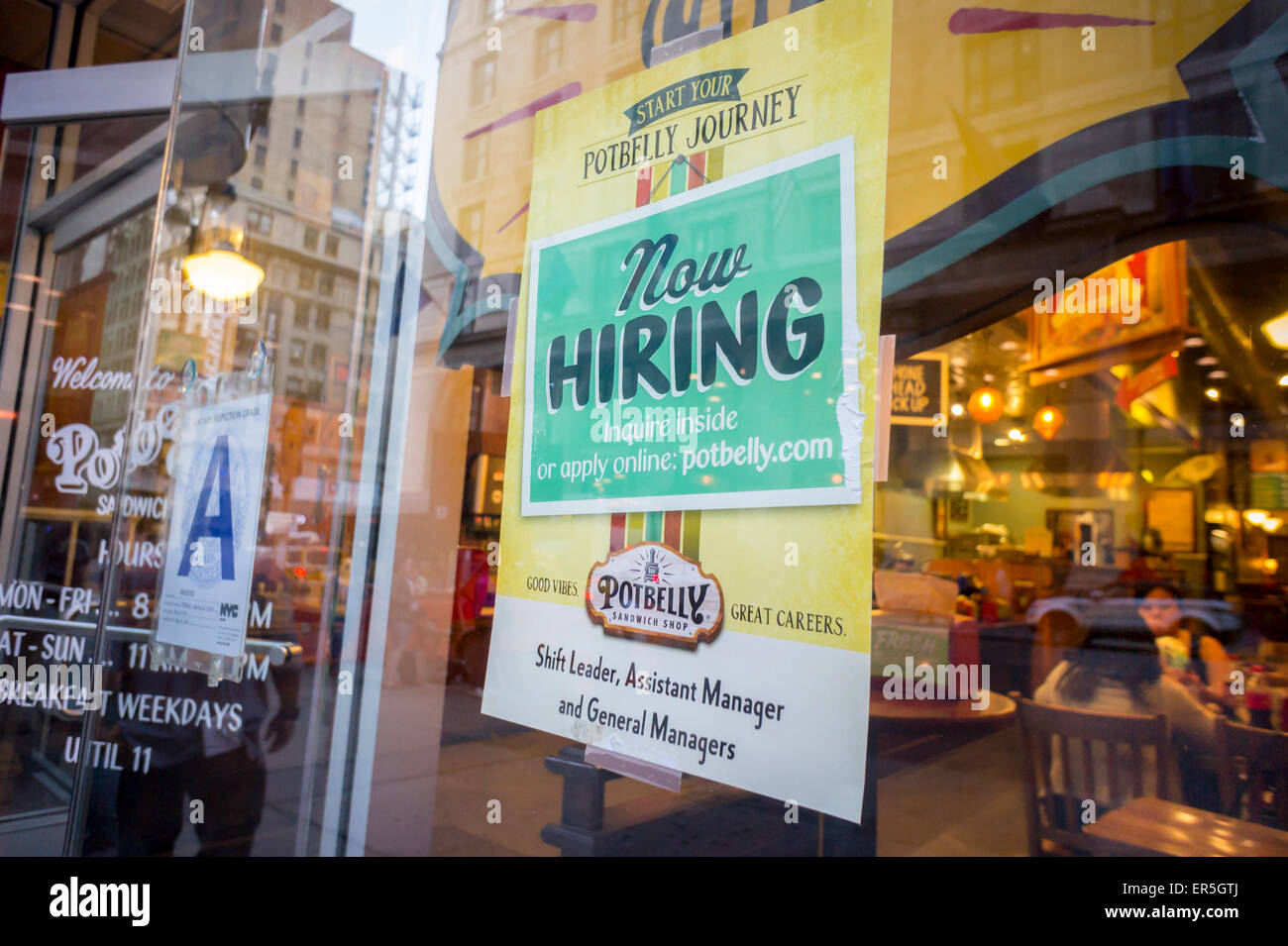 Now hiring signage hi-res stock photography and images - Alamy