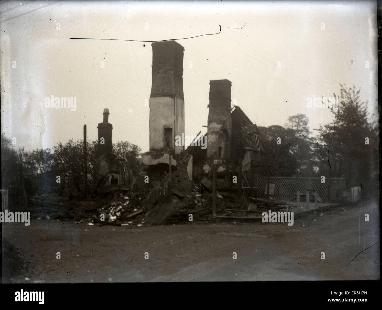 Derelict House, Hullbridge, Essex Stock Photo - Alamy