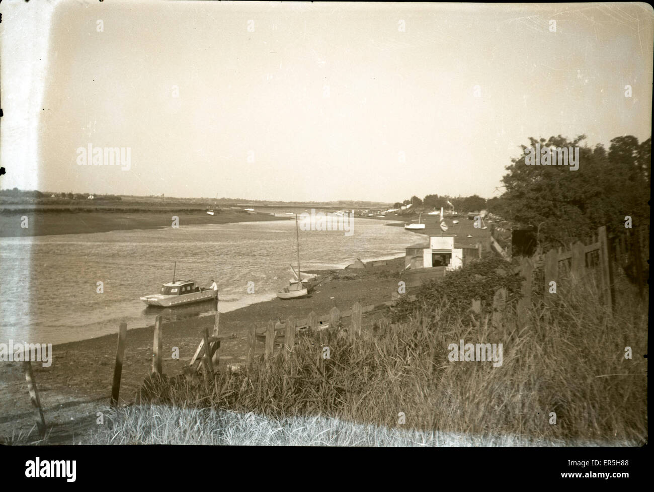 Banks of the Crouch, Hullbridge, Essex Stock Photo - Alamy