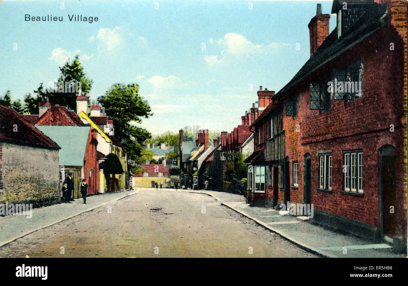 High street beaulieu hi-res stock photography and images - Alamy