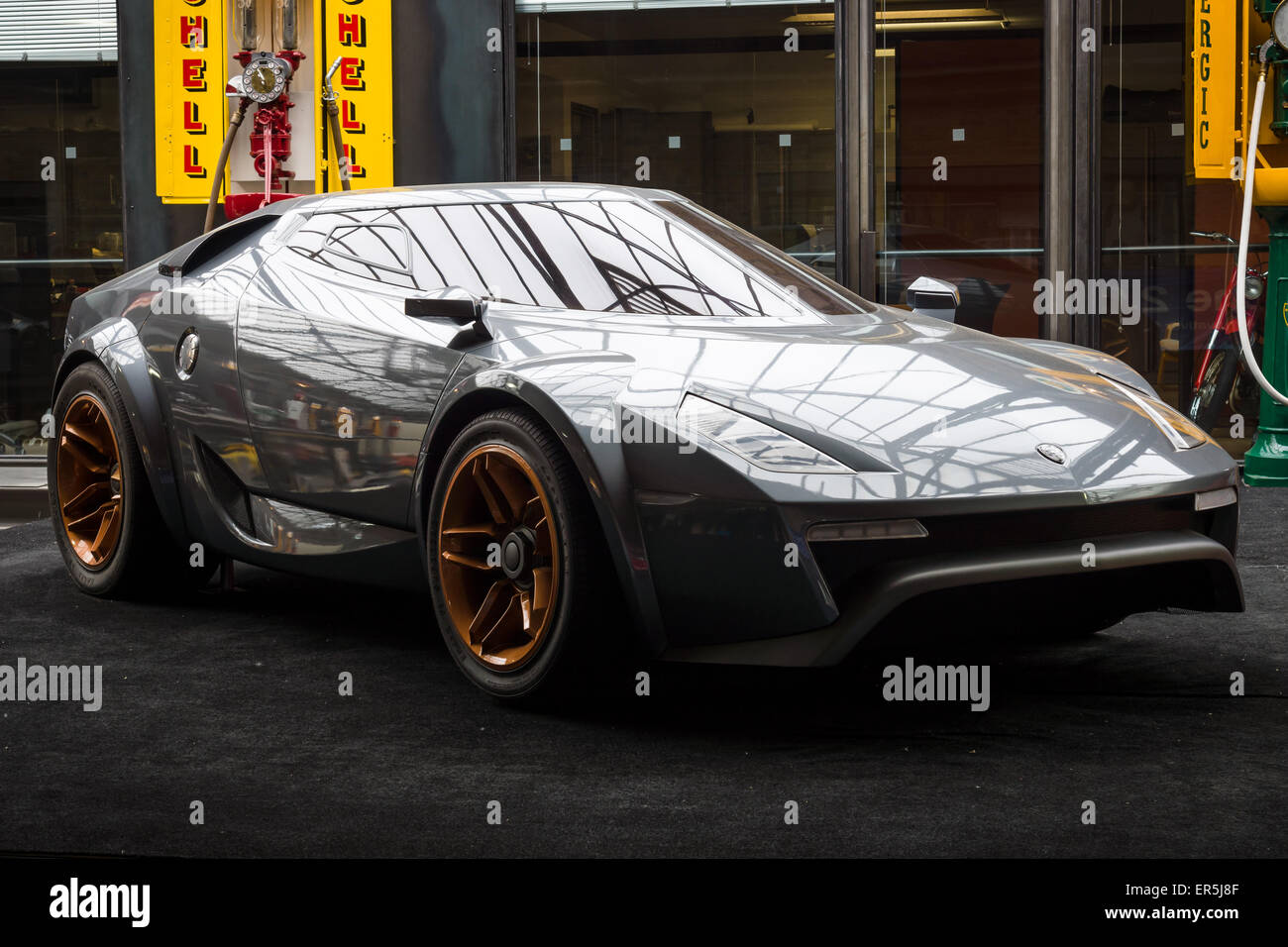 Concept car Lancia New Stratos by Fenomenon, designed by Christian ...