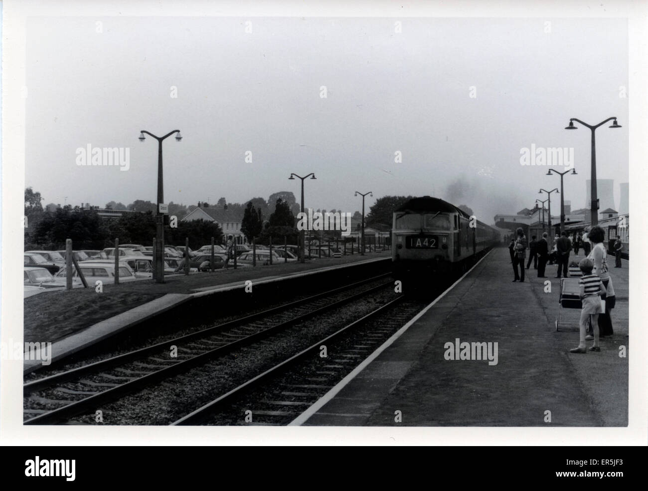 Didcot railway station hi-res stock photography and images - Alamy