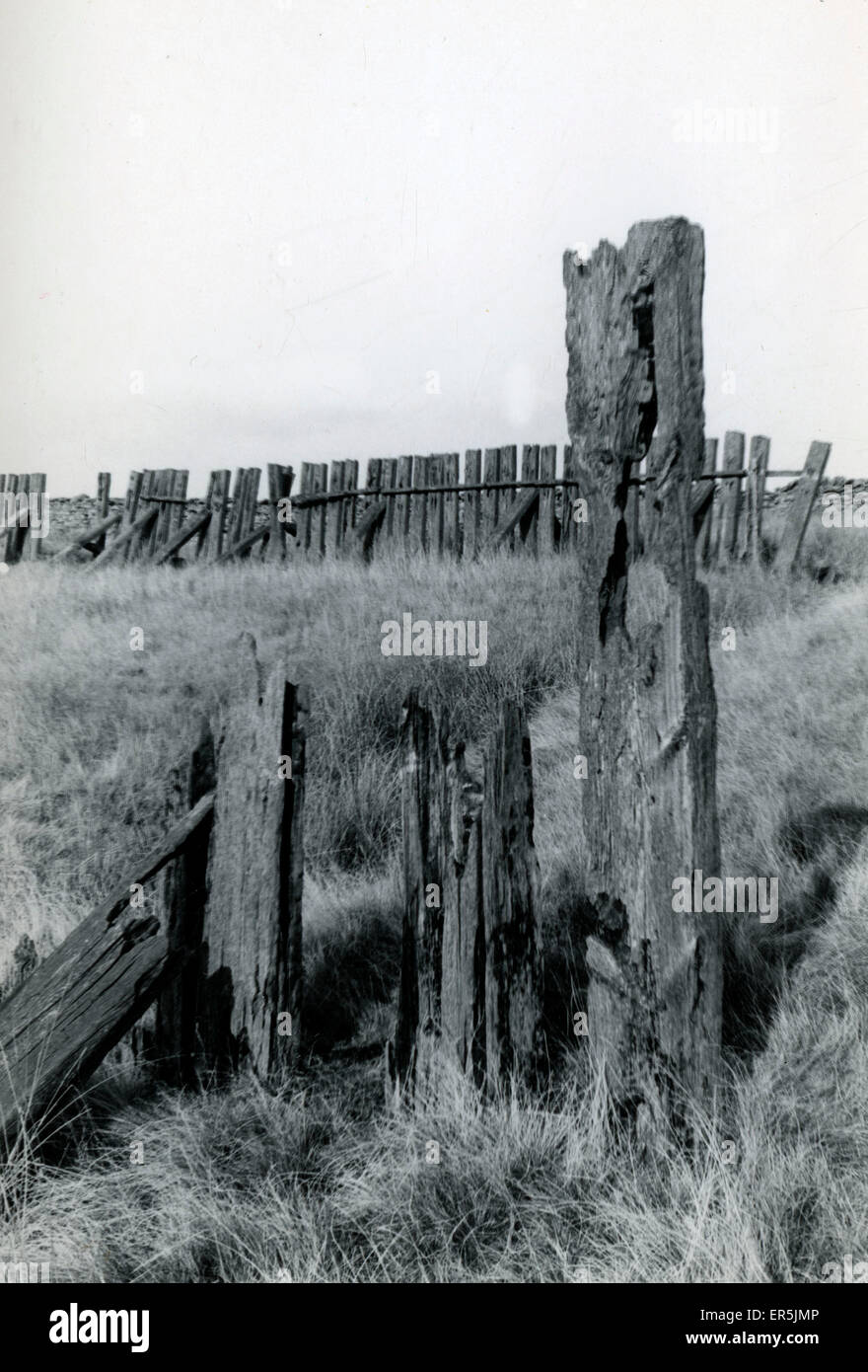 Wooden Snow Fence, Dent, Cumbria Stock Photo - Alamy