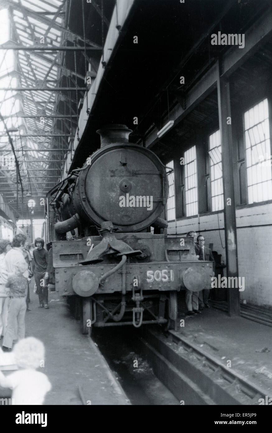 Castle class steam locomotive hi-res stock photography and images - Alamy